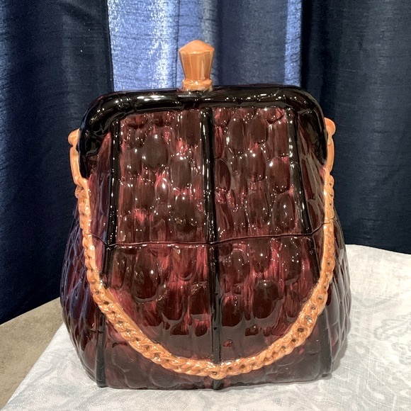 Wcl | Accessories | Vintage Wcl Plum And Gold Chain Purse Cookie Jar ...